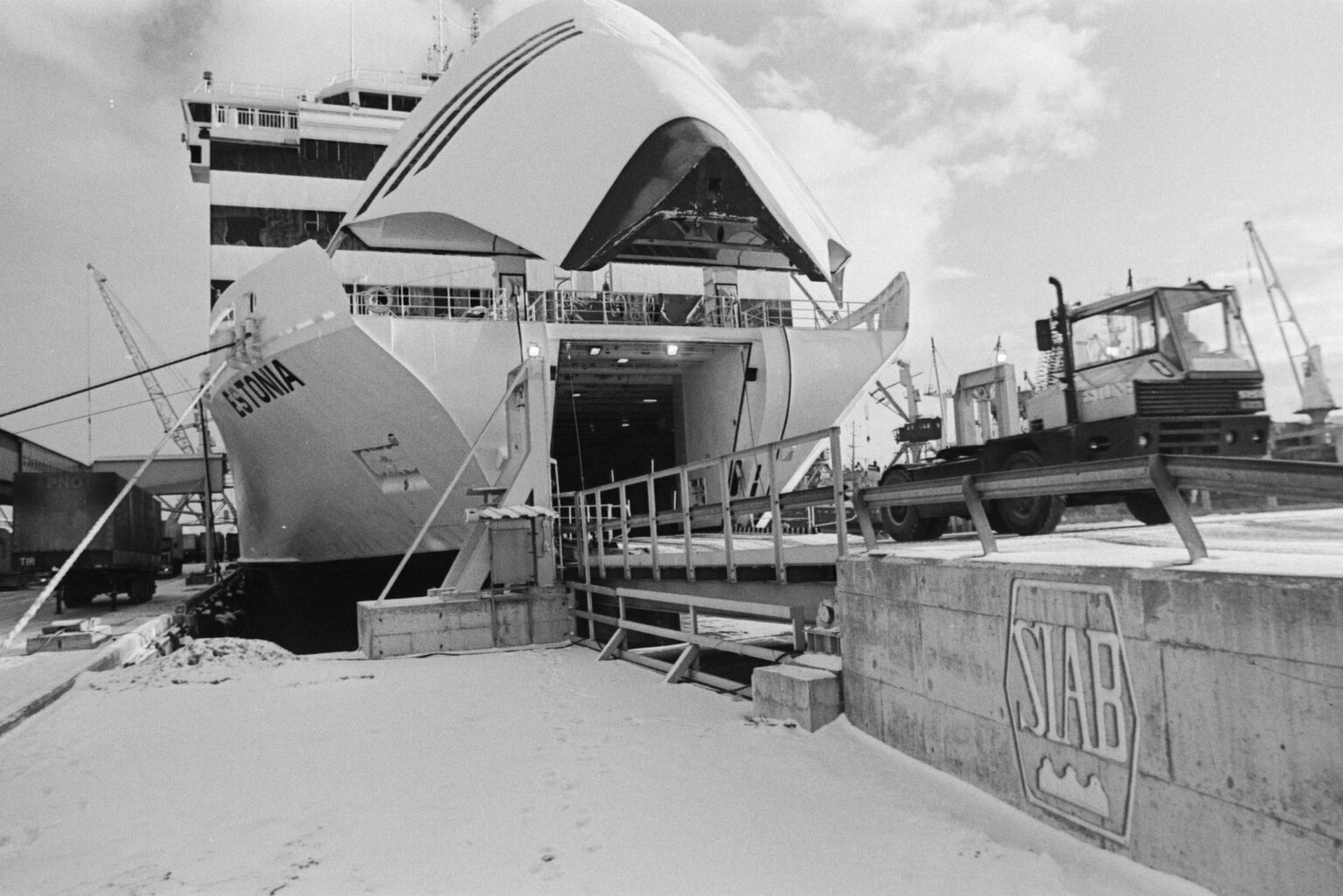 A report: the ferry Estonia was not seaworthy