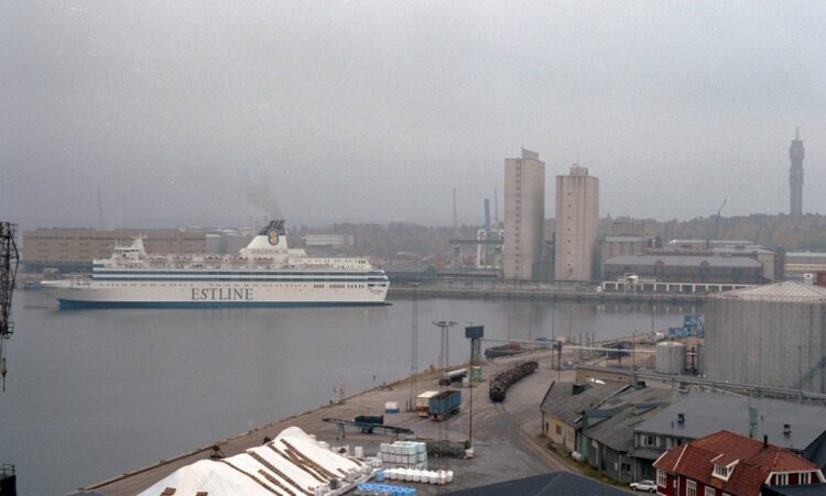 The Swedish defence forces: MS Estonia transported military equipment
