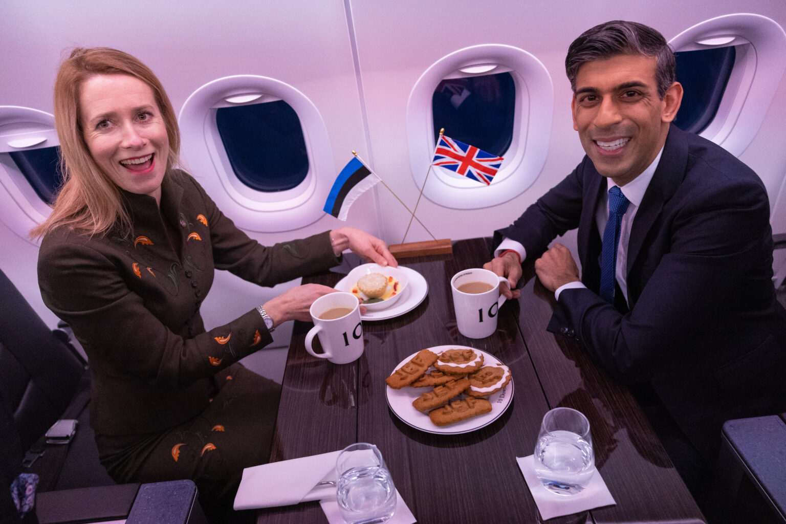 Desiree Mumm: Understanding soft and hard power diplomacy and why ...